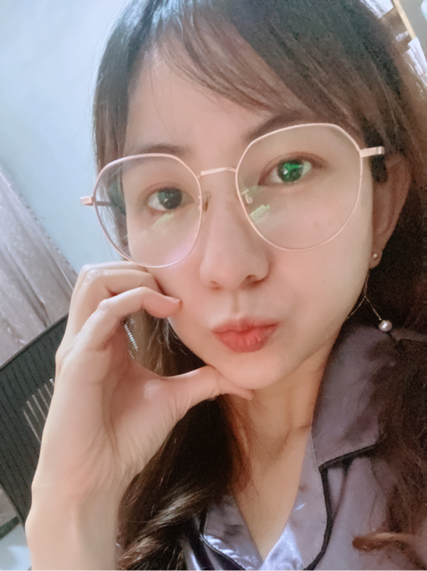 1v1 聊天-咪菈 💖 感冒🤧靜養中….-PlayOne陪玩