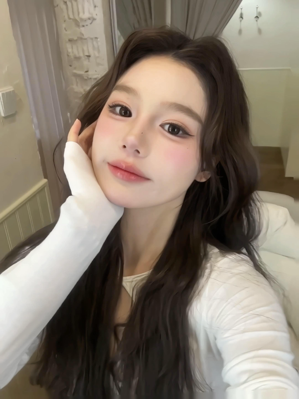 1v1 聊天-伊伊🍒双声线川渝甜妹-PlayOne陪玩