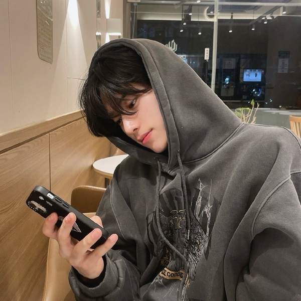 1v1 聊天-小男孩 Oᴗoಣ-PlayOne陪玩